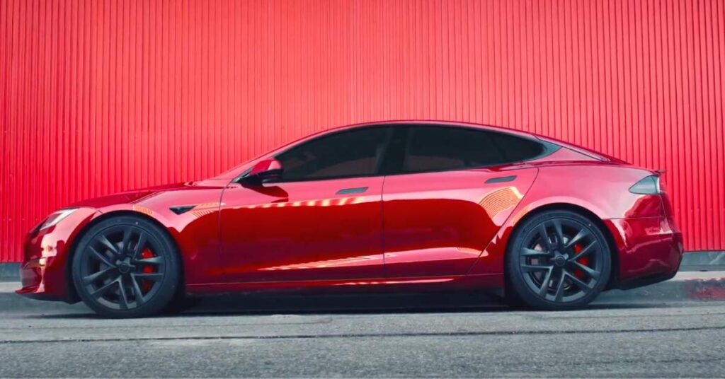Tesla Model S and X Come with New Ultra Red Paint and More!